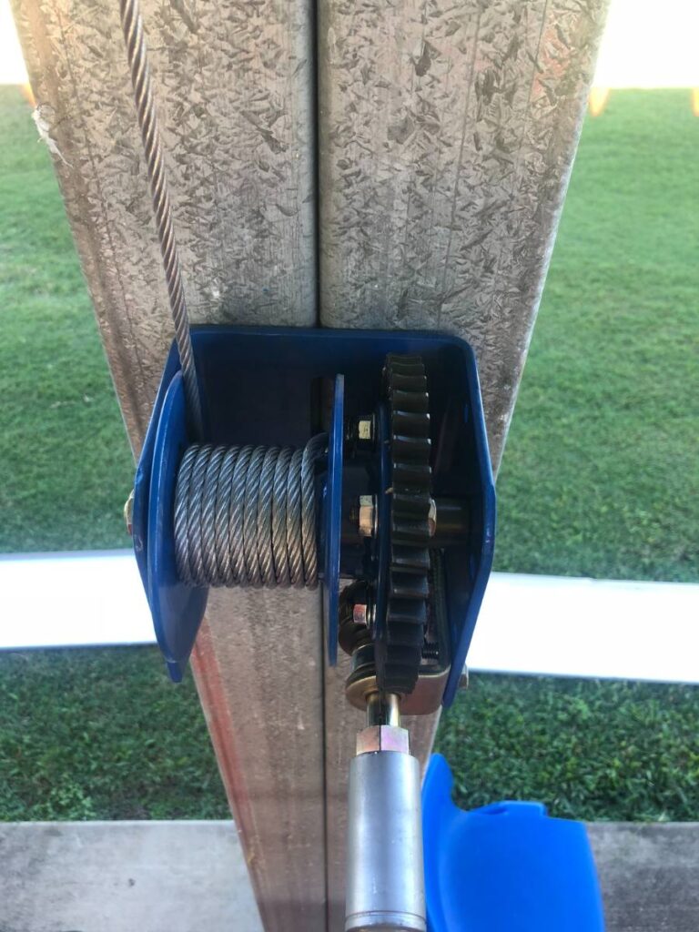 Manual Winch, W26 - Grand Slam Sports Equipment